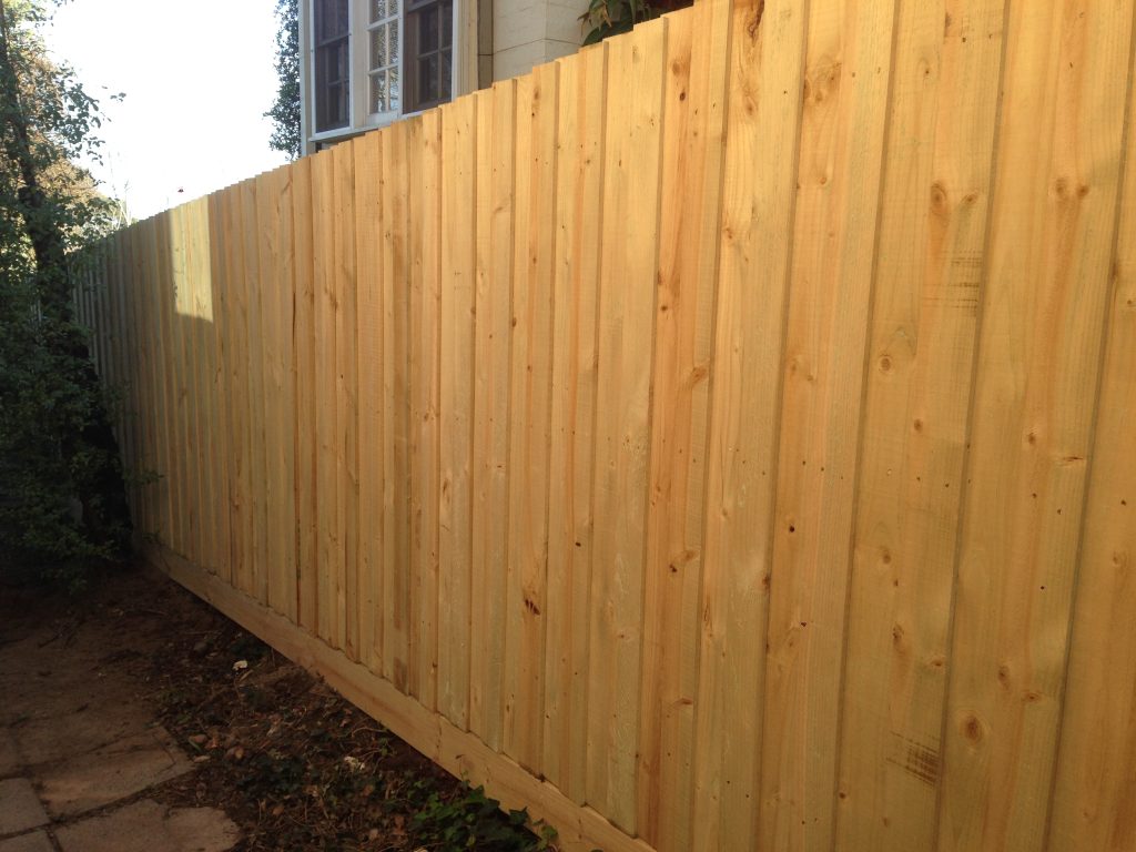 Treated Pine Palings vs. Hardwood Palings: A Basic Comparison for ...