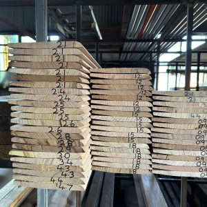 Hardwood Weatherboard Tas Oak 165x14mm - I Got Wood