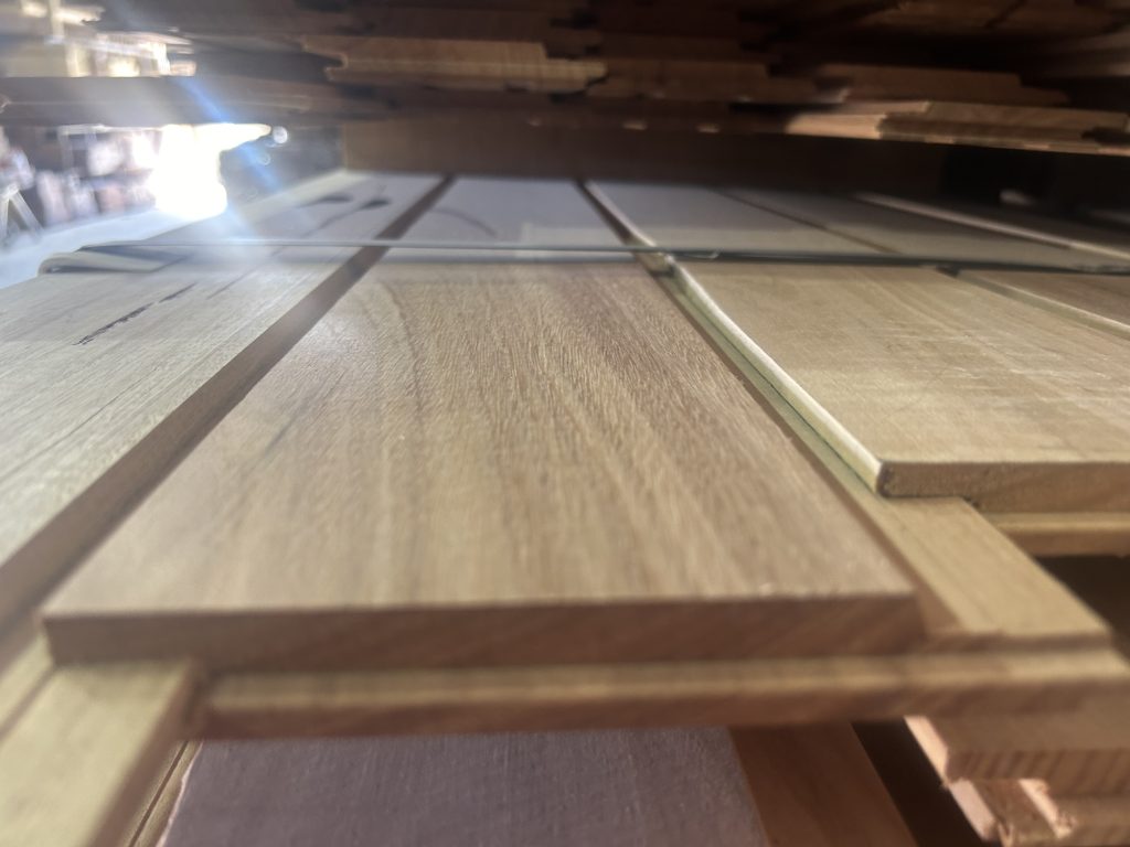 Silvertop Ash Shiplap Cladding 122x19mm - I Got Wood